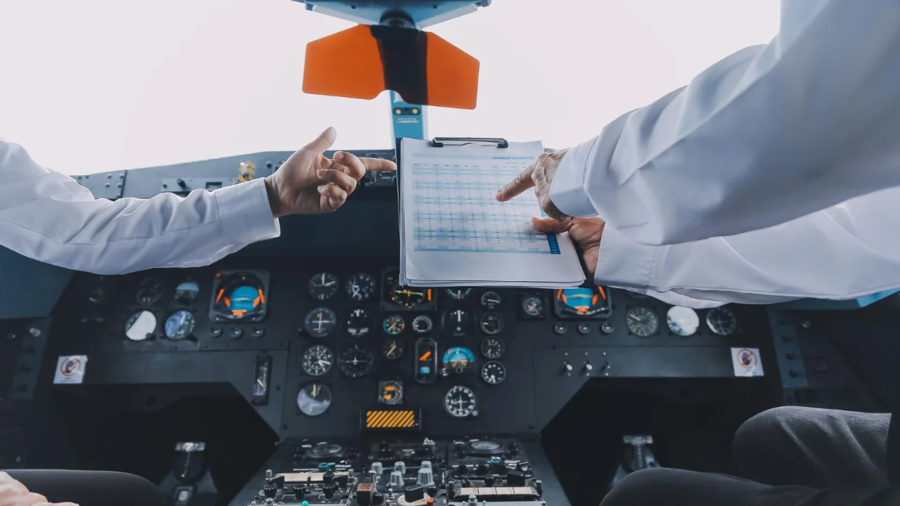 Pilot Career Right After 12th Grade - How To Plan? | CRAA